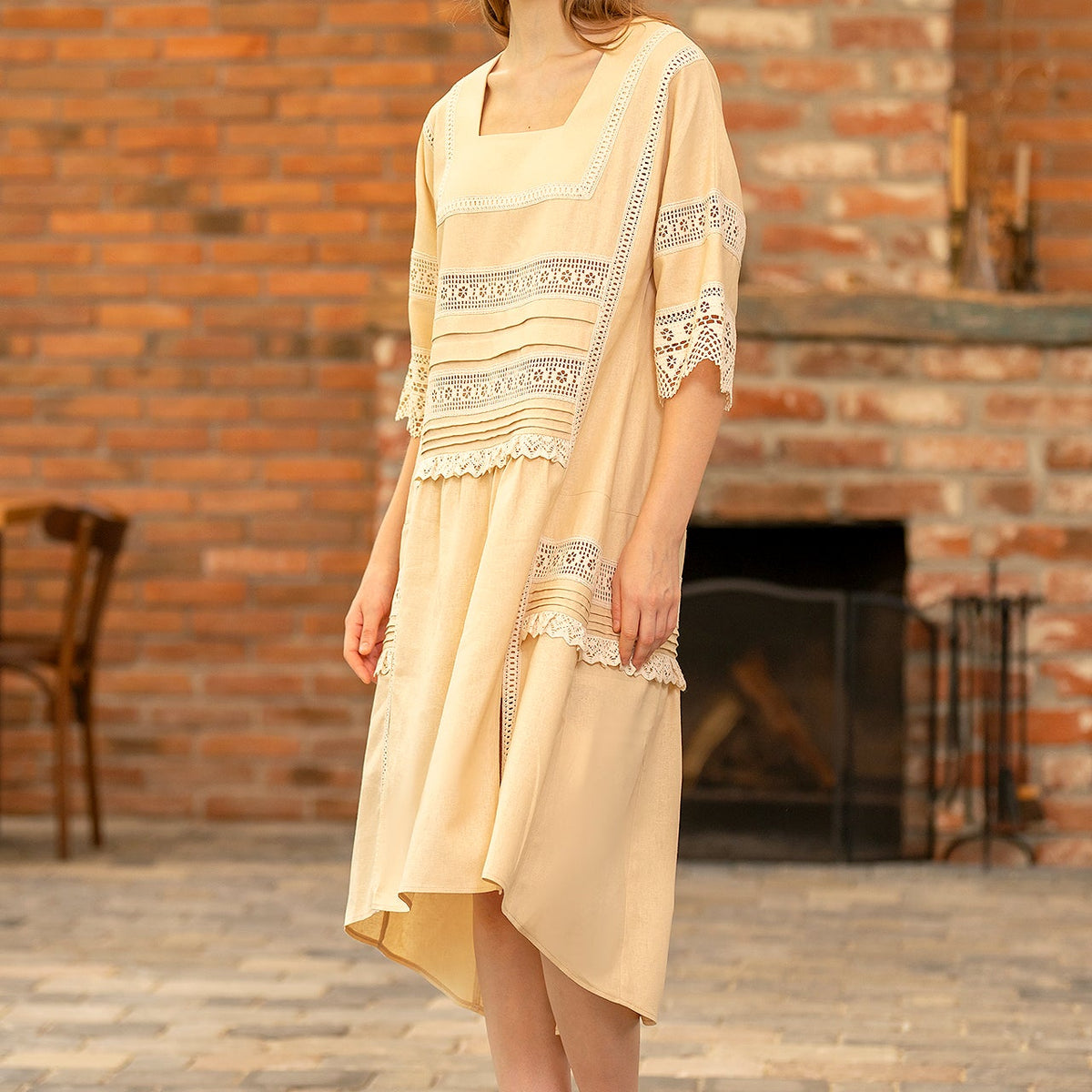 Rochii dantela brodata – Eleganță cu detalii autentice – Iiana Sanziana