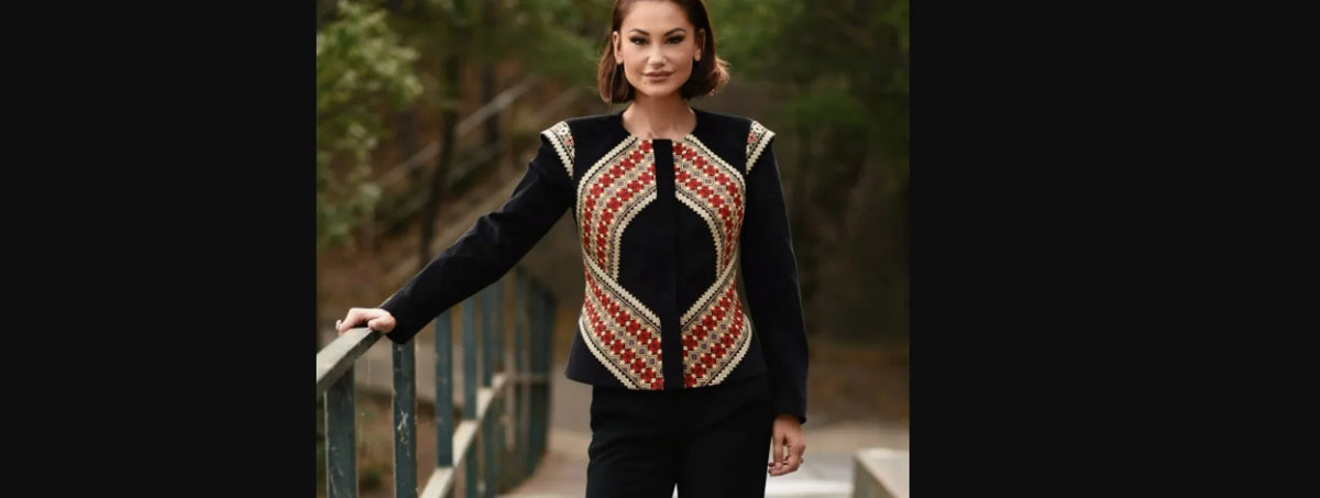 Paltoane și sumane tradiționale: Piese de rezistență în garderoba ta d ...