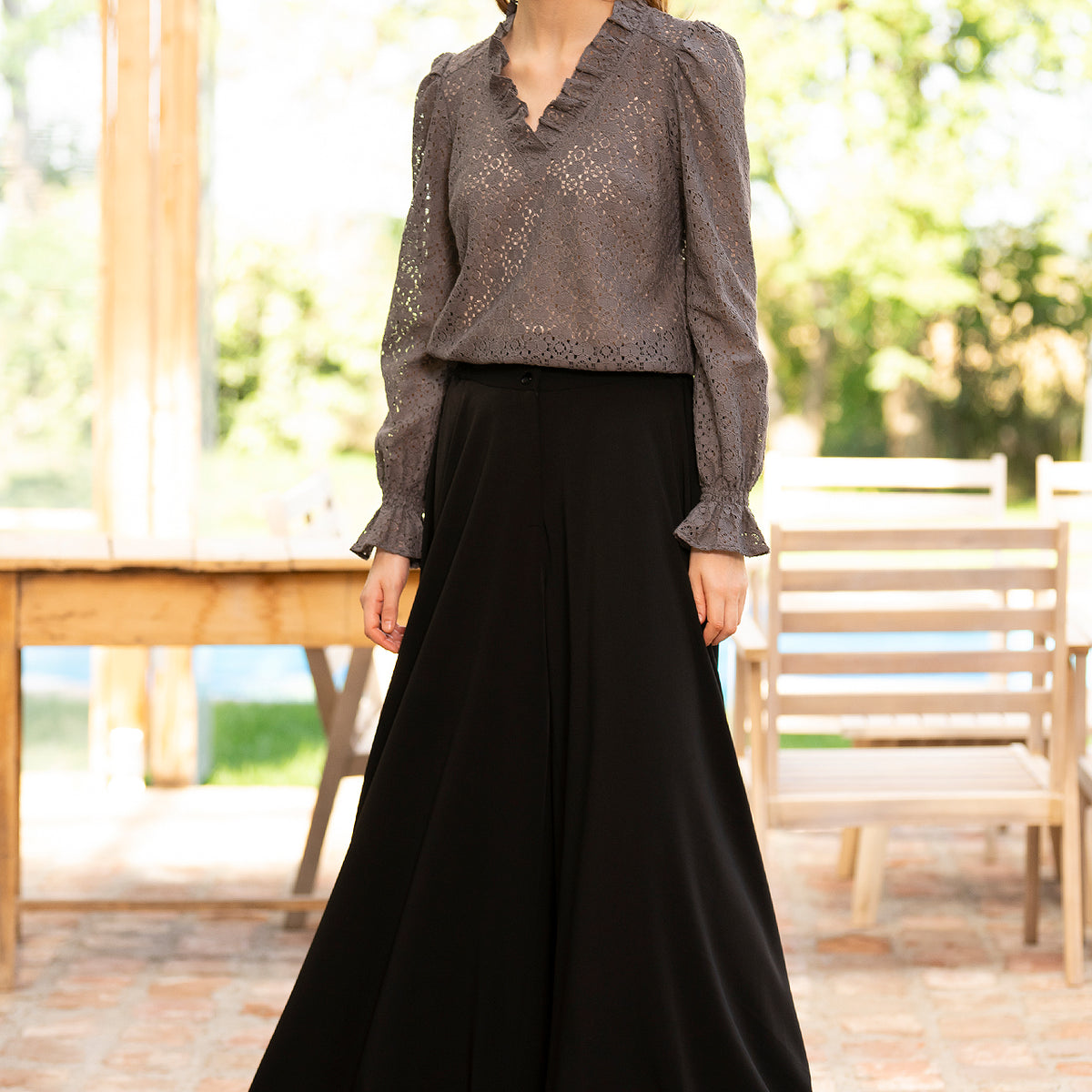 Bluza Gri Antracit Din Dantela De Bumbac Nina-@ – Iiana Sanziana