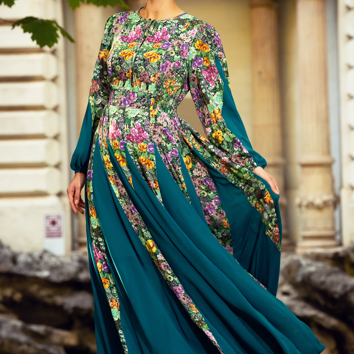 Rochie Statuara Verde cu Florii - IIANA® – Iiana Sanziana